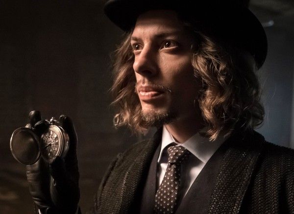 Gotham Season 3: Benedict Samuel on Being the Mad Hatter
