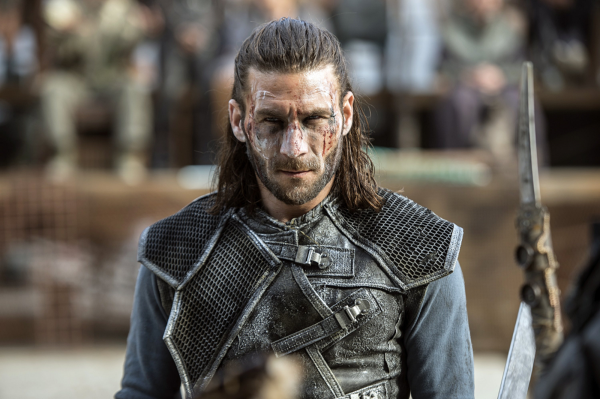 The 100 Season 4: Zach McGowan on King Roan's Reign