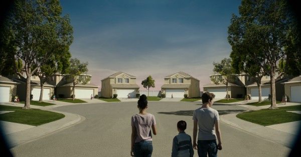 A Wrinkle in Time: New Images Further Reveal Ambitious Blockbuster