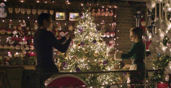 Last Christmas Trailer: Emilia Clarke & Henry Golding Lead Romcom
