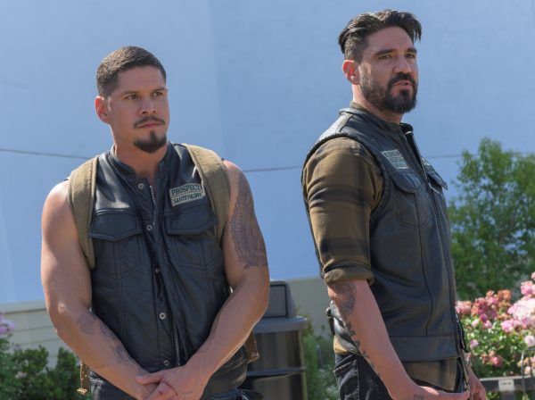 JD Pardo on Mayans M.C. Season 2 and Jon Favreau's Advice
