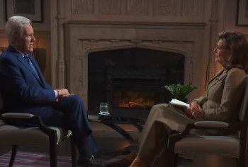 Alex Trebek Talks Jeopardy!, Cancer Treatment in Candid Interview