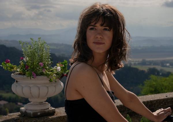 Daisy Edgar-Jones Is Carole King in Beautiful Musical Biopic