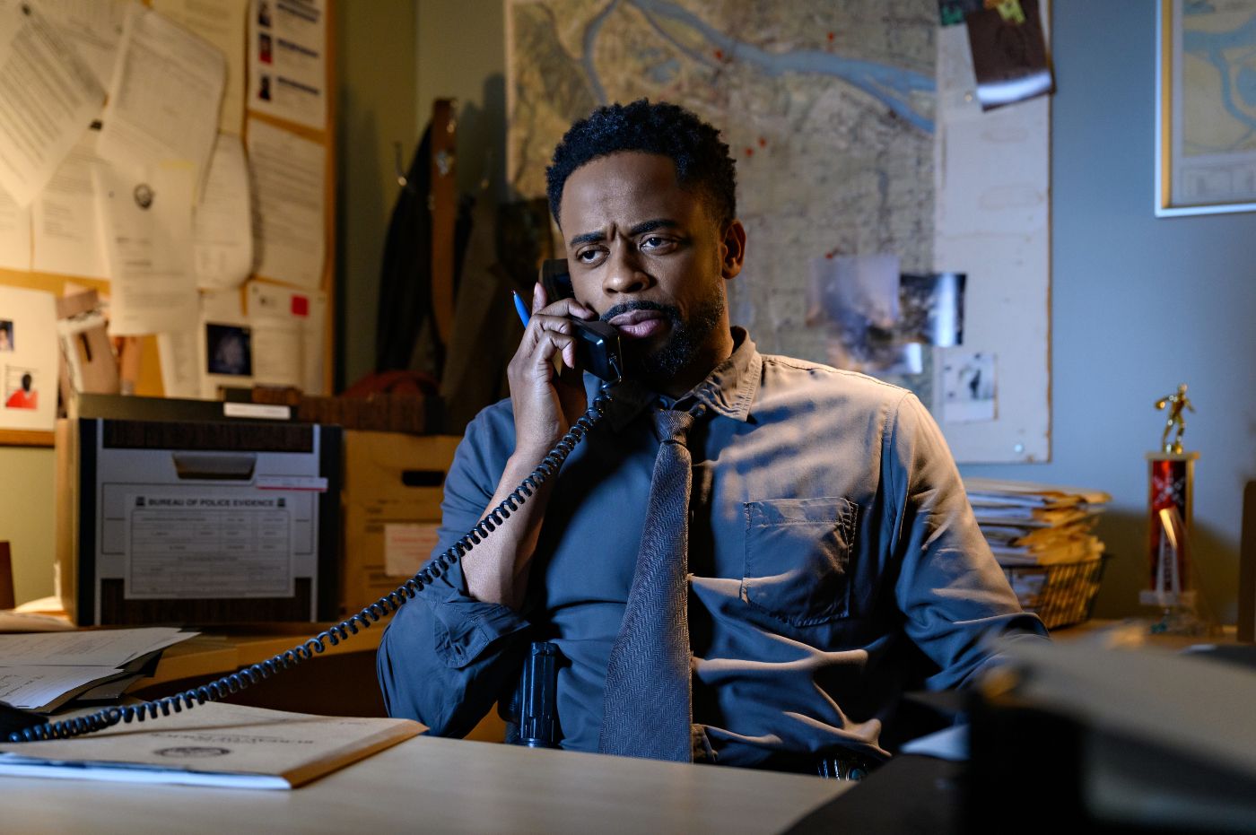 Kate Siegel Descends Into Dangerous Mind Games in First Hypnotic ...