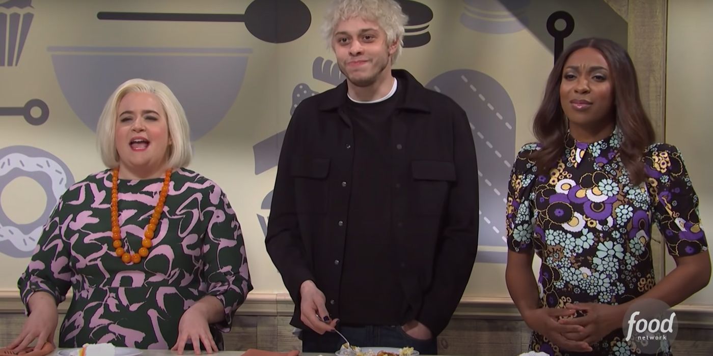 SNL: Simu Liu Bakes up a Cake Fail in Thanksgiving Baking Sketch