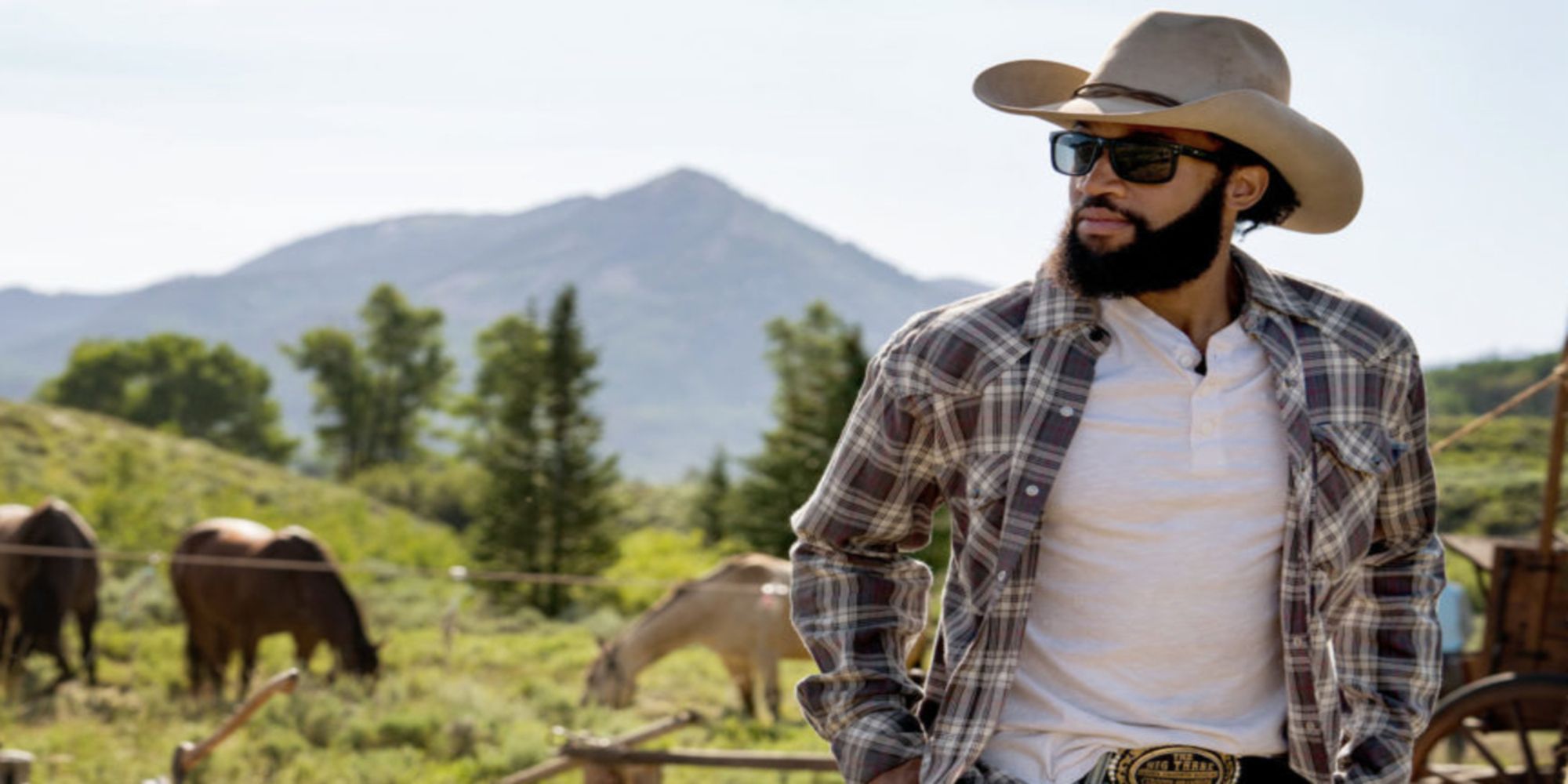 Your Favorite 'Doctor Odyssey' Throuple Is "Hot to Go" In New Episode 7 ...