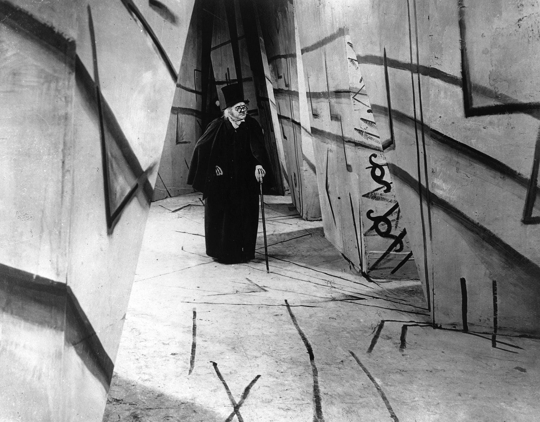 If You Like Tim Burton Movies, Watch The Cabinet of Dr. Caligari