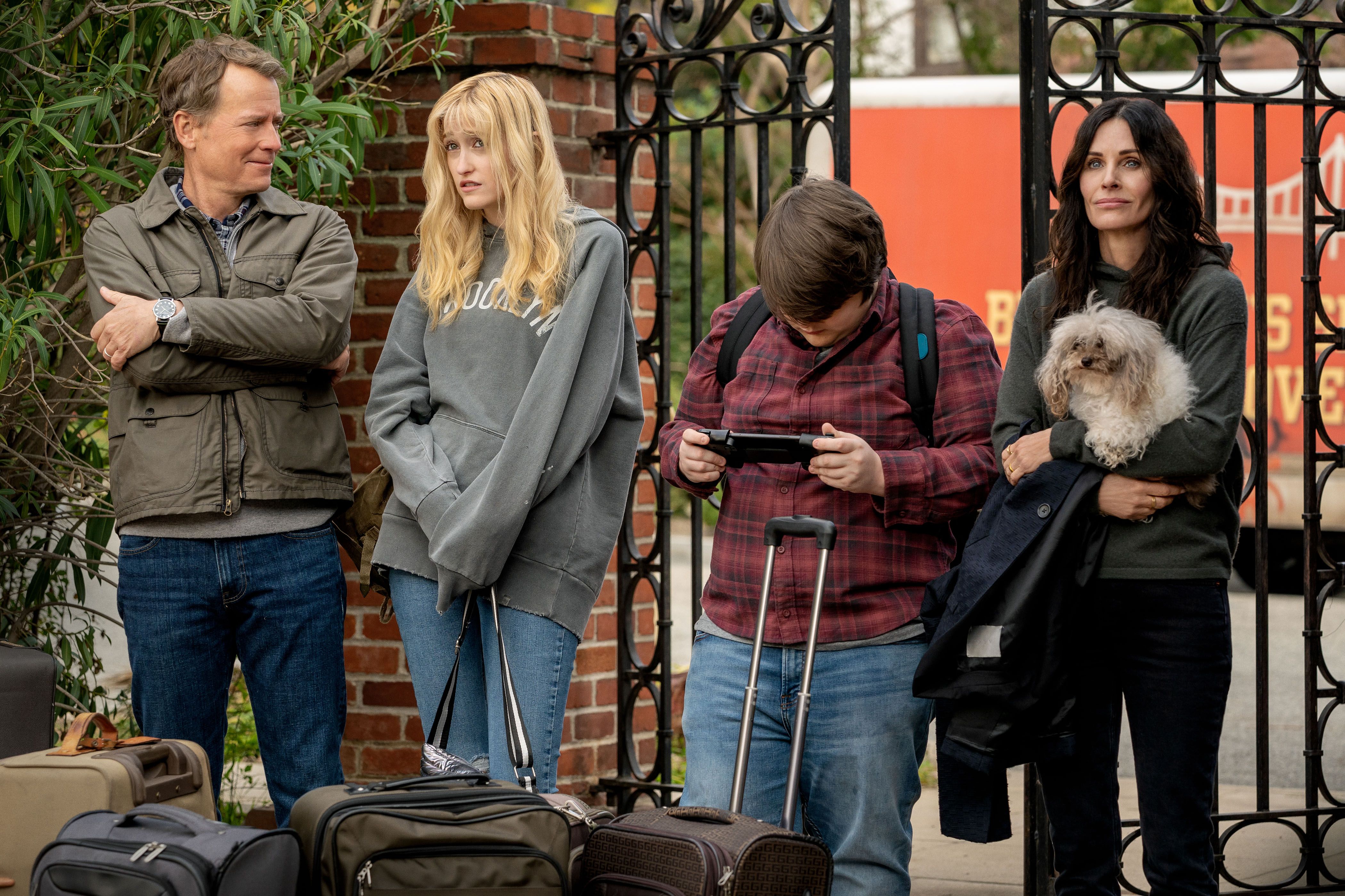 Shining Vale Season 2 Renewed at Starz