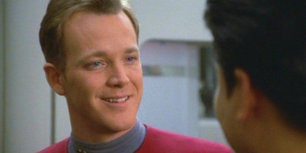 Star Trek Picard: Is Cristóbal Rios the New Romantic Hero?