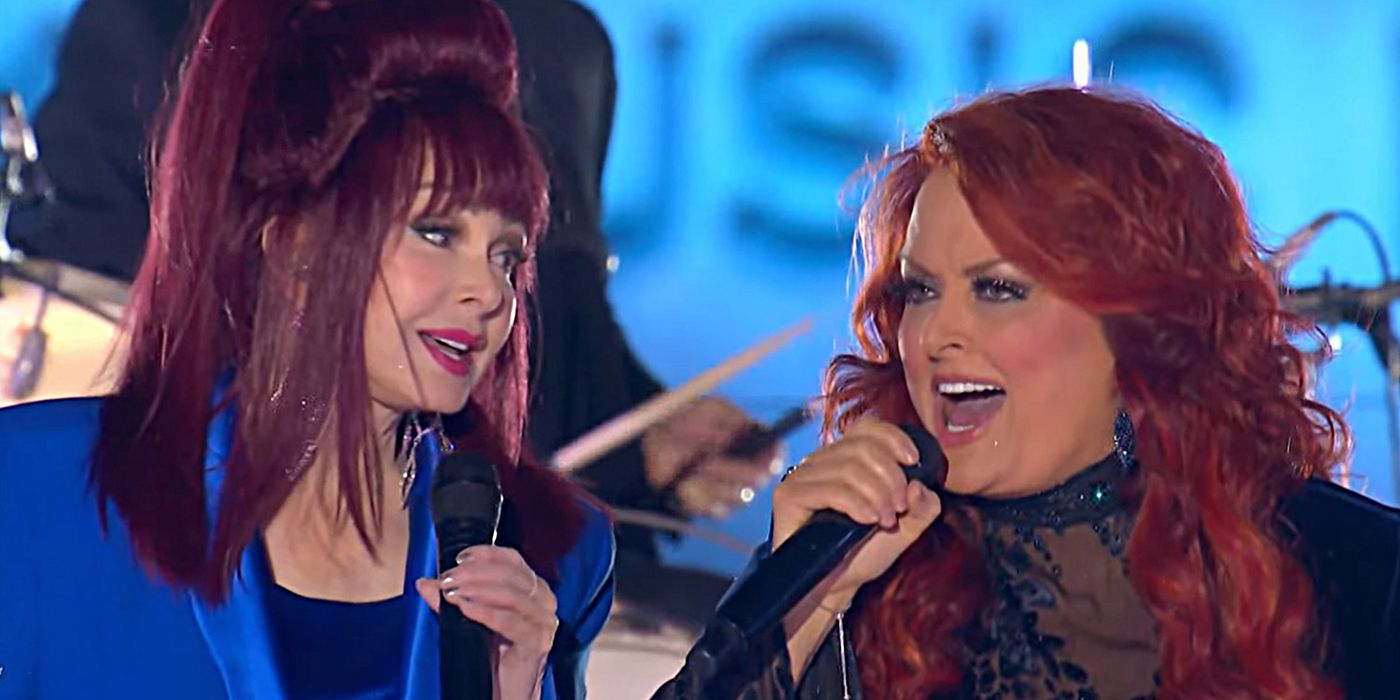 Naomi Judd Naomi Judd's Heartbreaking Final Posts Revealed How