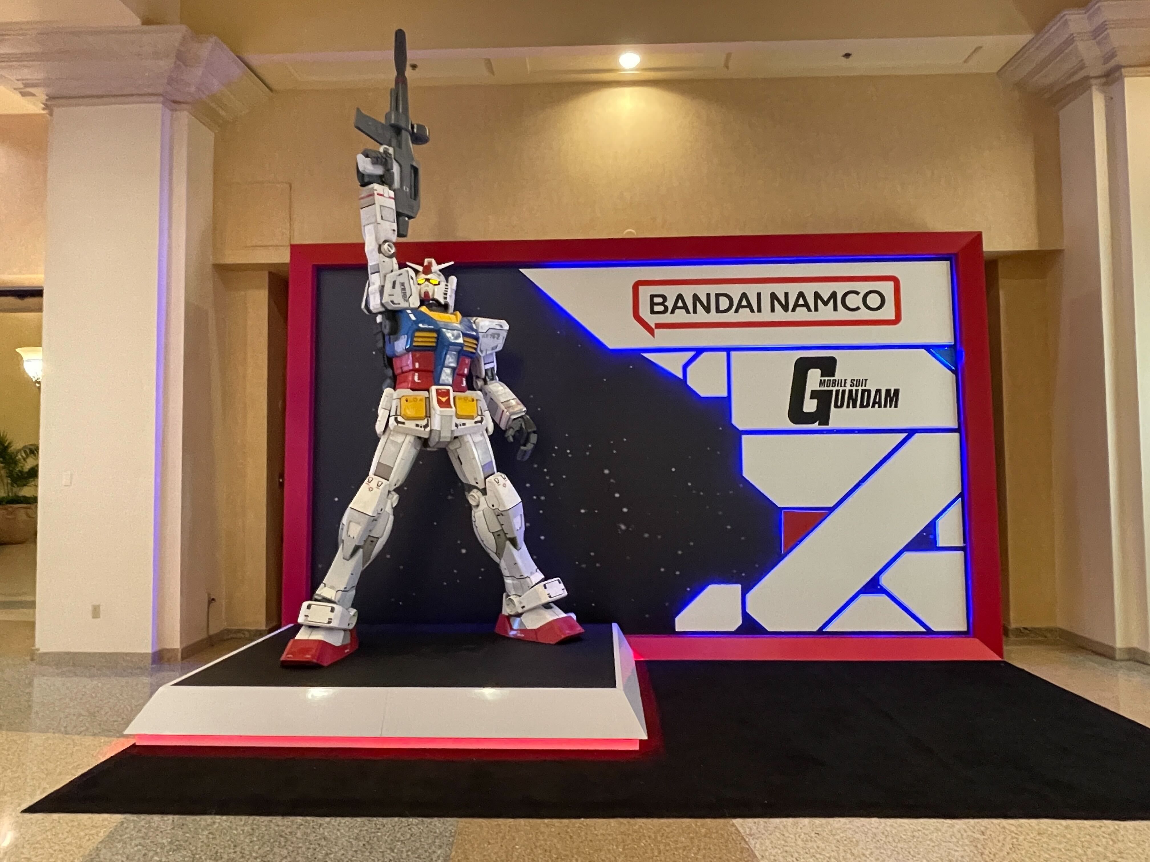 Giant Gundam Mobile Suit Statue Featured at Licensing Expo 2022