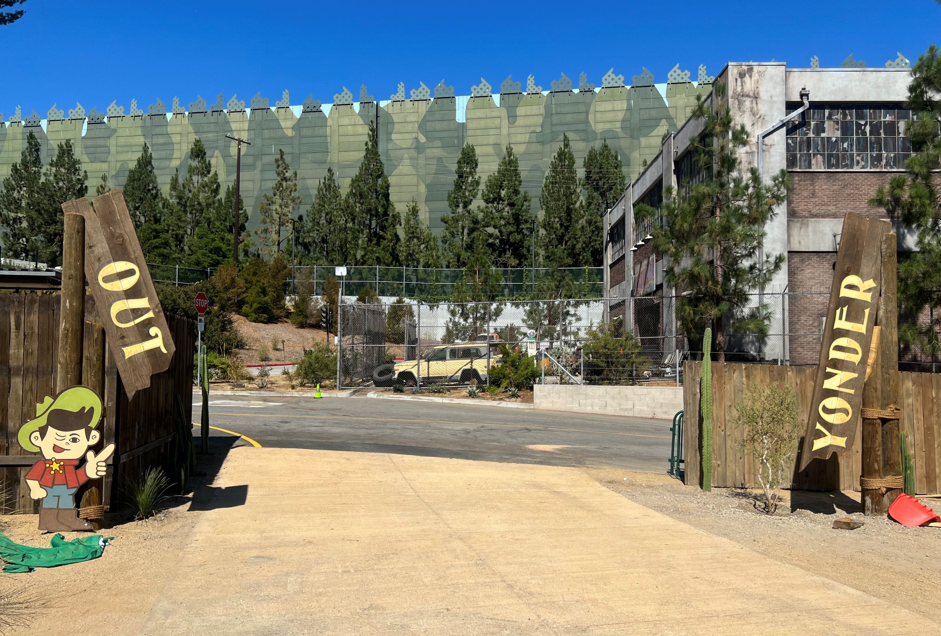 NOPE: Jupiter's Claim Attraction Images From Universal Studios Hollywood