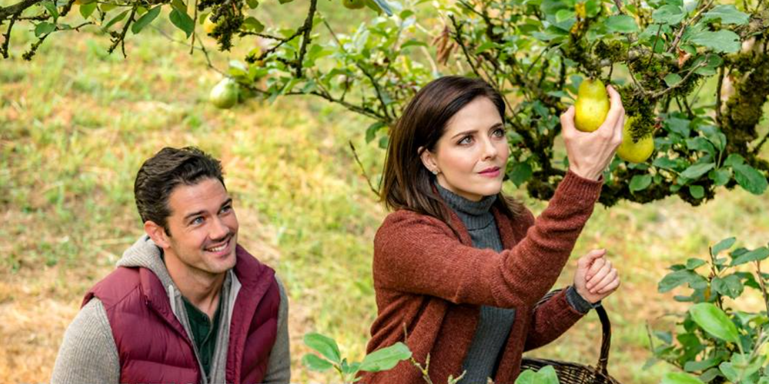 7 Best Hallmark Channel Movies To Get You Feeling Autumn Vibes