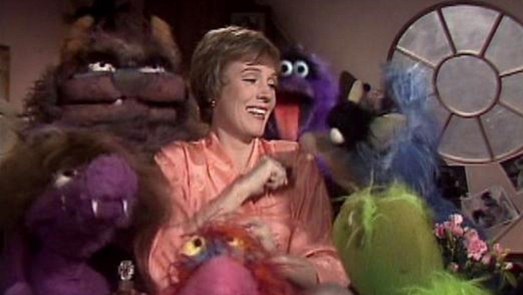 The Muppet Show's Best Guests From Elton John to Carol Burnett