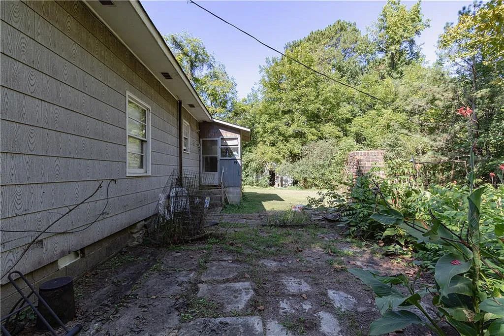 Stranger Things: The Byers' House Is Up for Grabs on Zillow