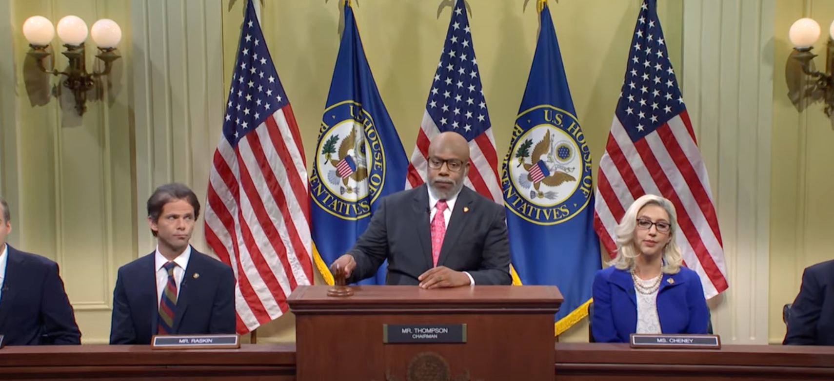 SNL Cold Open Highlights Nancy Pelosi and Chuck Schumer’s Oddball Dynamic