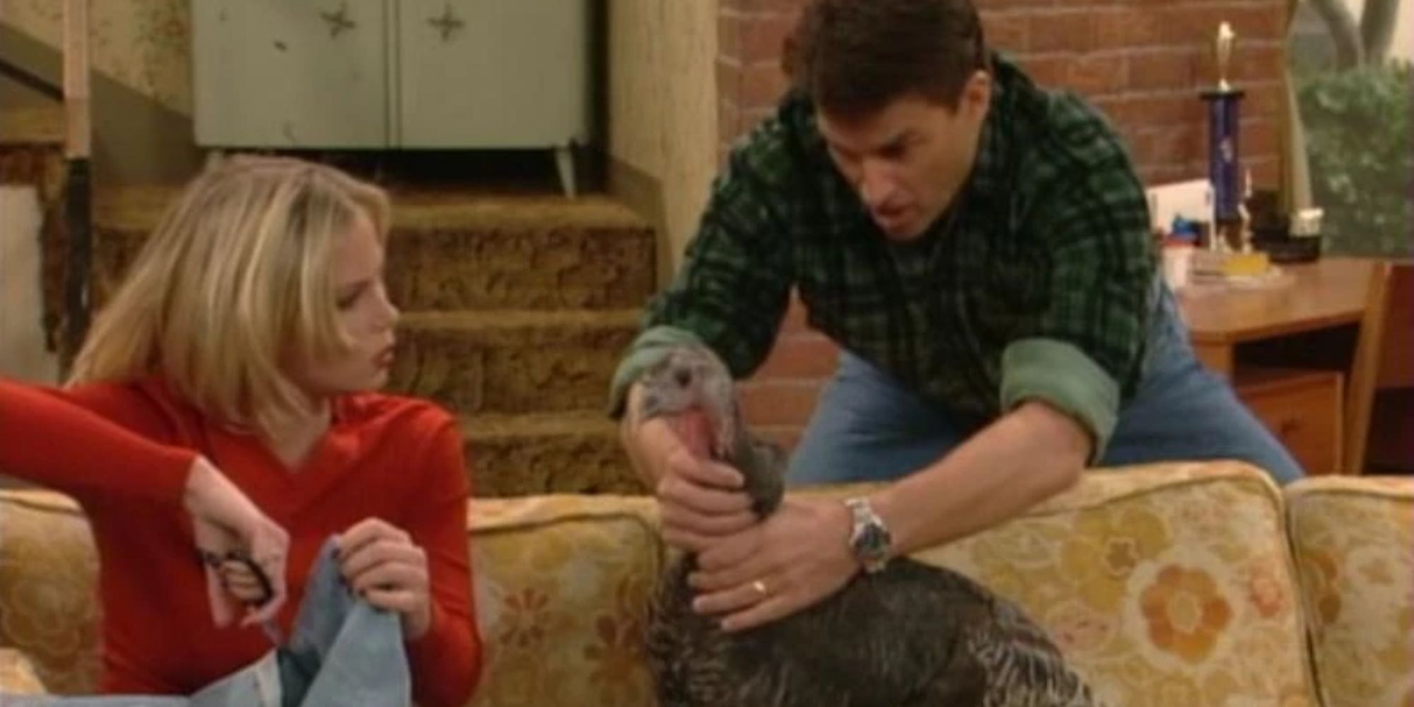 9 Funniest Thanksgiving Episodes From 90s Sitcoms