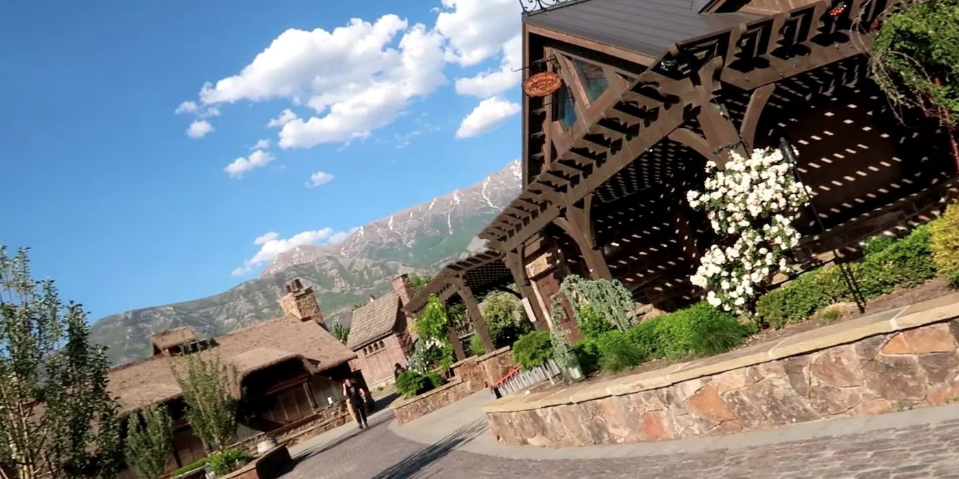 Jenny Nicholson’s Optimism Is What Makes Her Evermore Video So Good