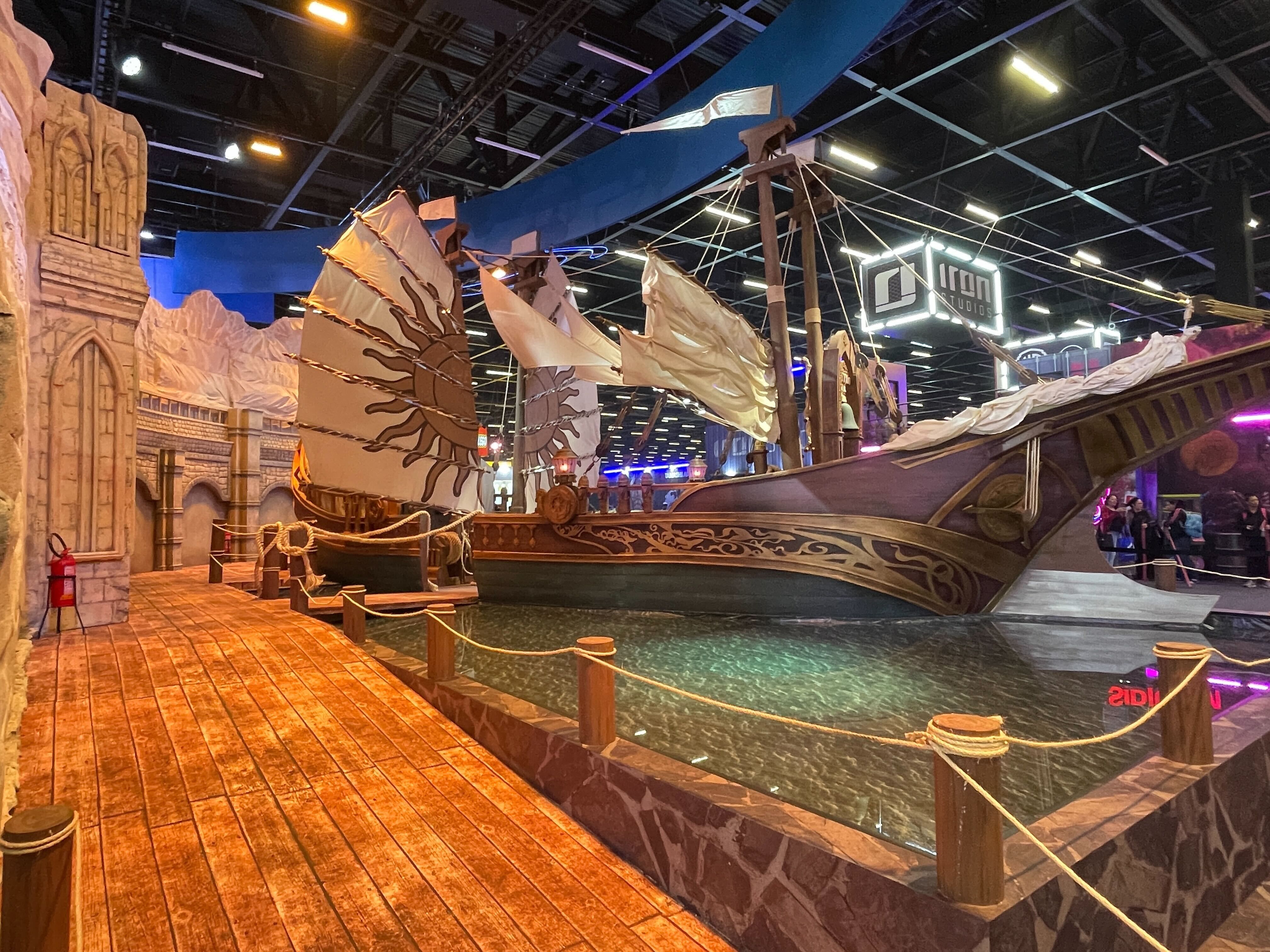 The Rings of Power CCXP Booth Brings Khazad-dûm’s Balrog to Life