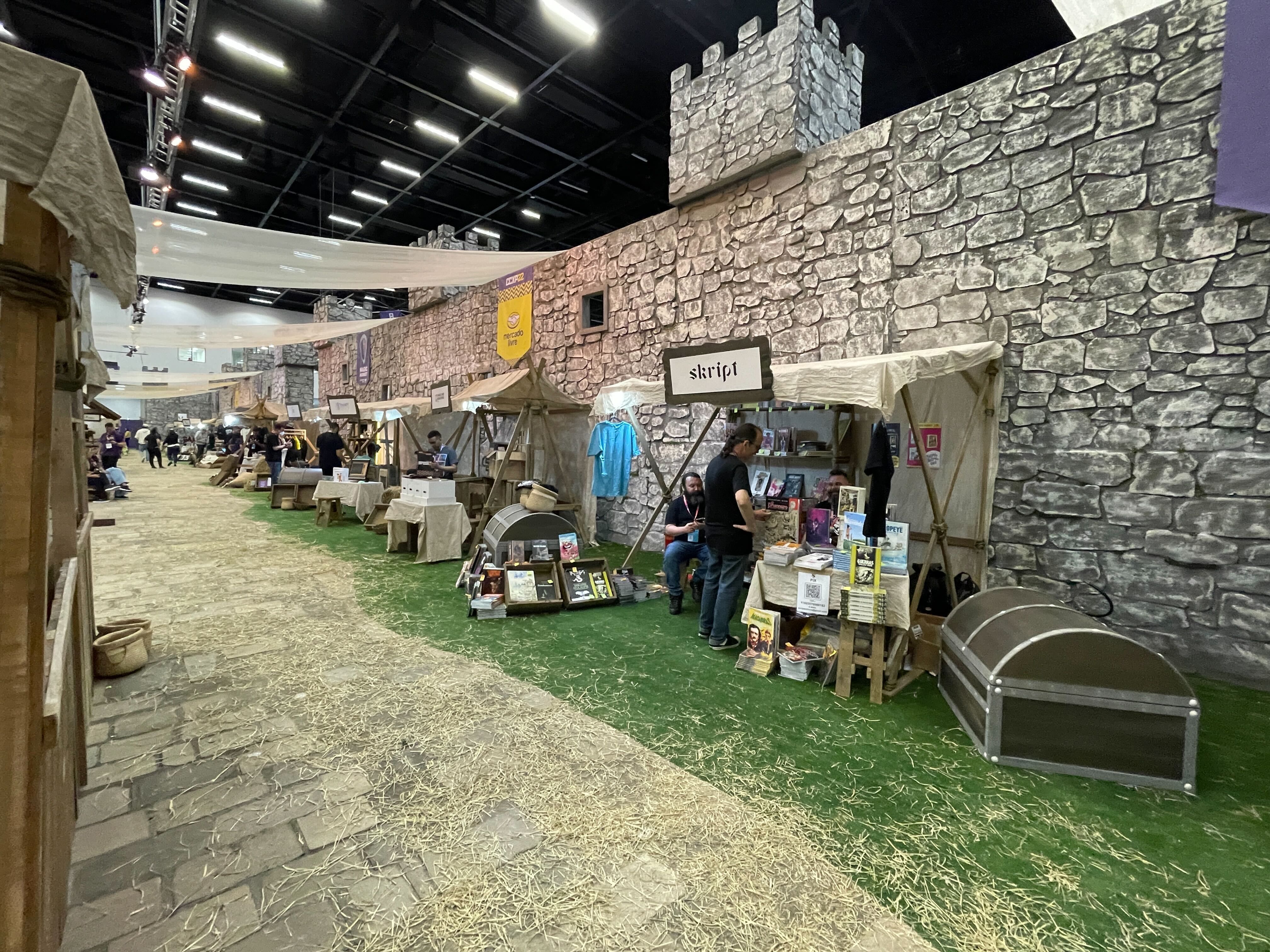 CCXP Constructs Massive Medieval Castle and Market on the Show Floor