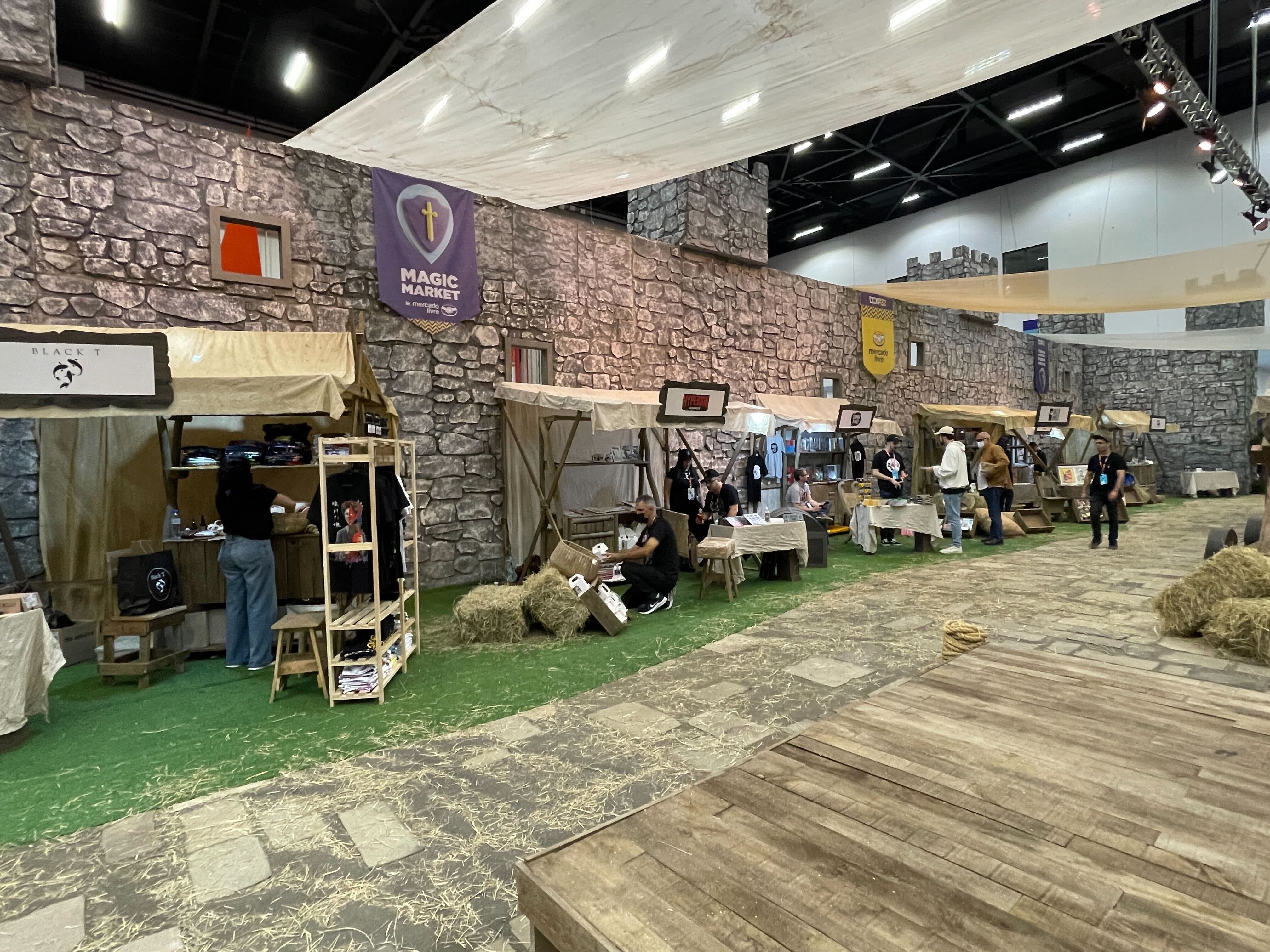 CCXP Constructs Massive Medieval Castle and Market on the Show Floor