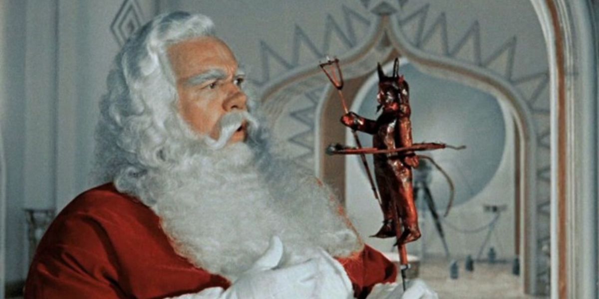 10 Latino Holiday Films That Should Be A Yearly Tradition