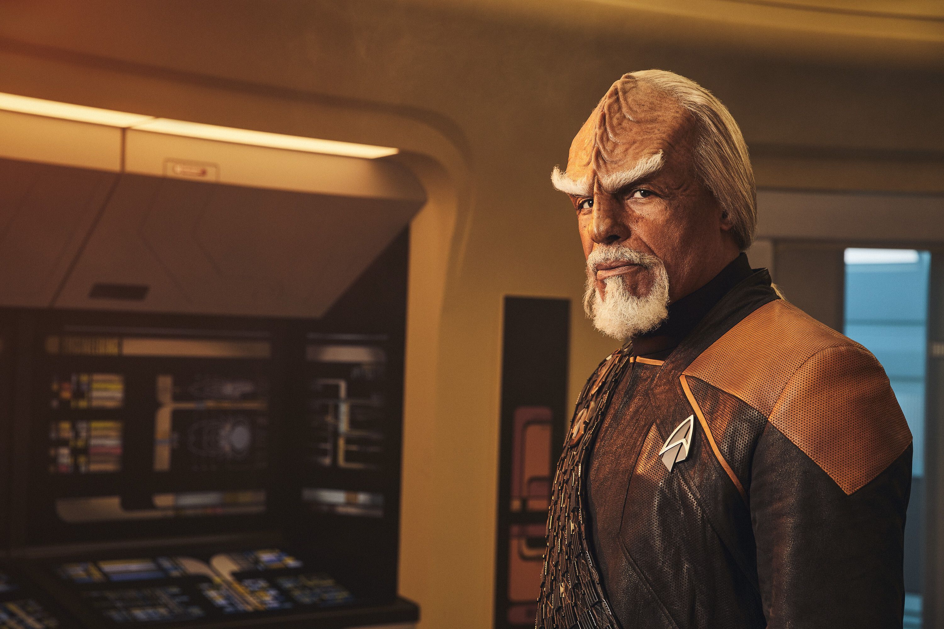 'Star Trek: Picard' Season 3 Images Welcome the Enterprise Crew Home