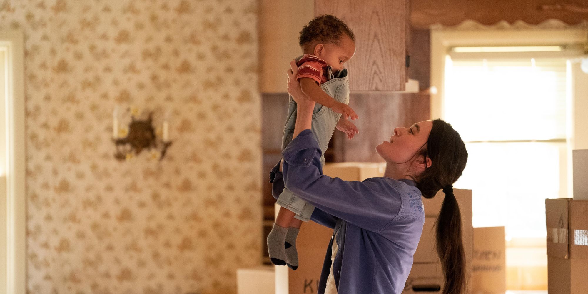 ‘Tiny Beautiful Things’ Star Sarah Pidgeon on Becoming One with Kathryn ...
