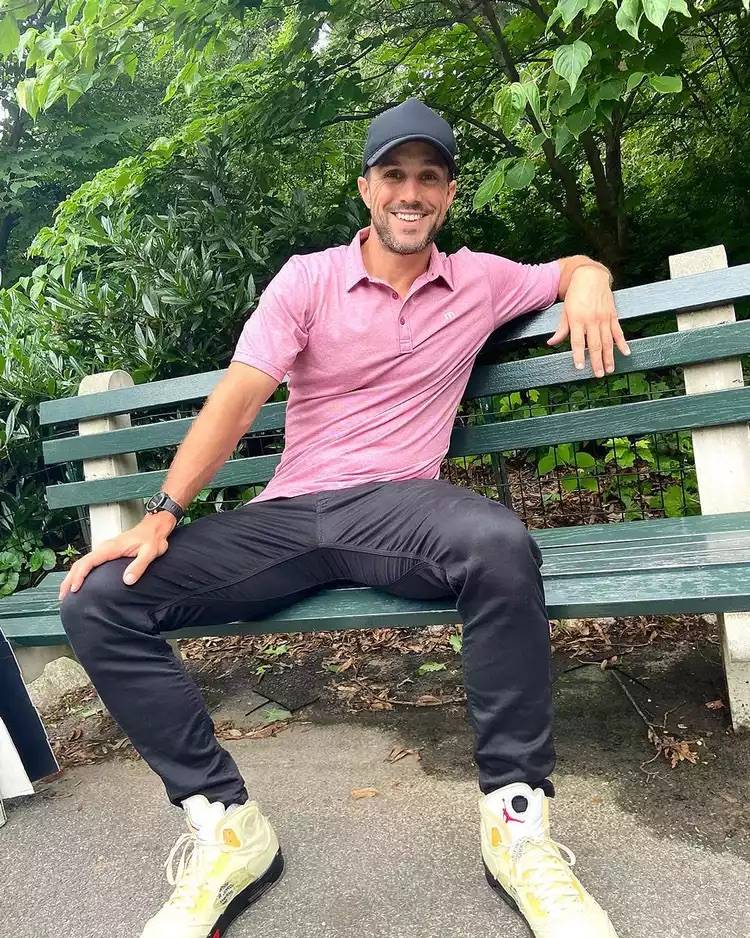 'The Bachelorette’s Zac Clark Shares How His Past Addiction Started