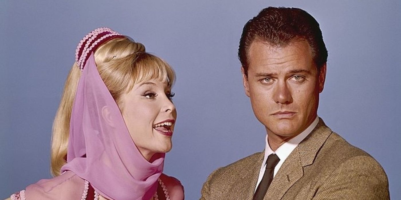 10 Classic TV Shows Gen Z Must Watch, According to Reddit