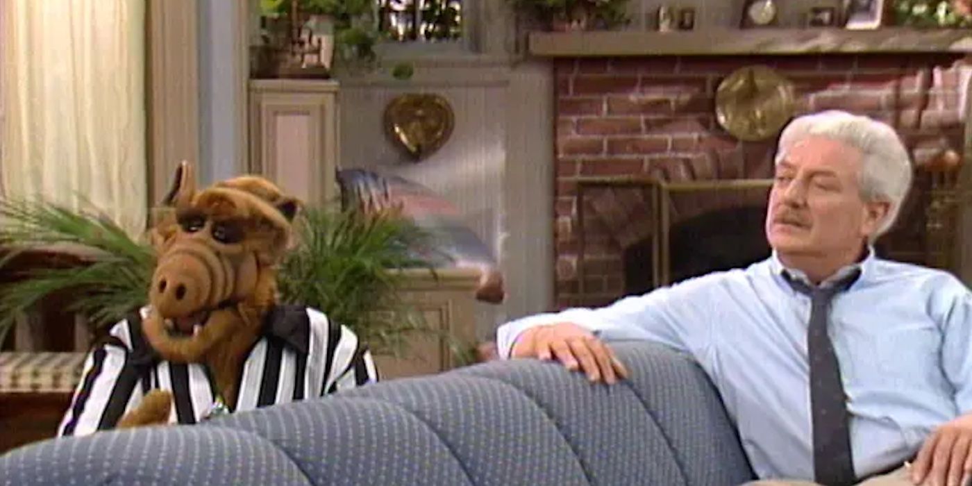 13 TV Shows That Rehashed 'It's a Wonderful Life' for a Christmas Episode