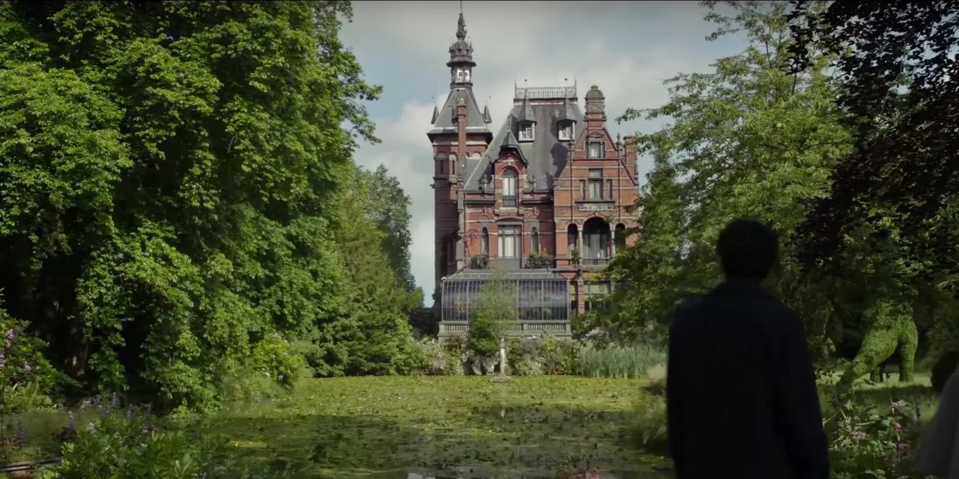 10 Best Fictional Schools, Ranked