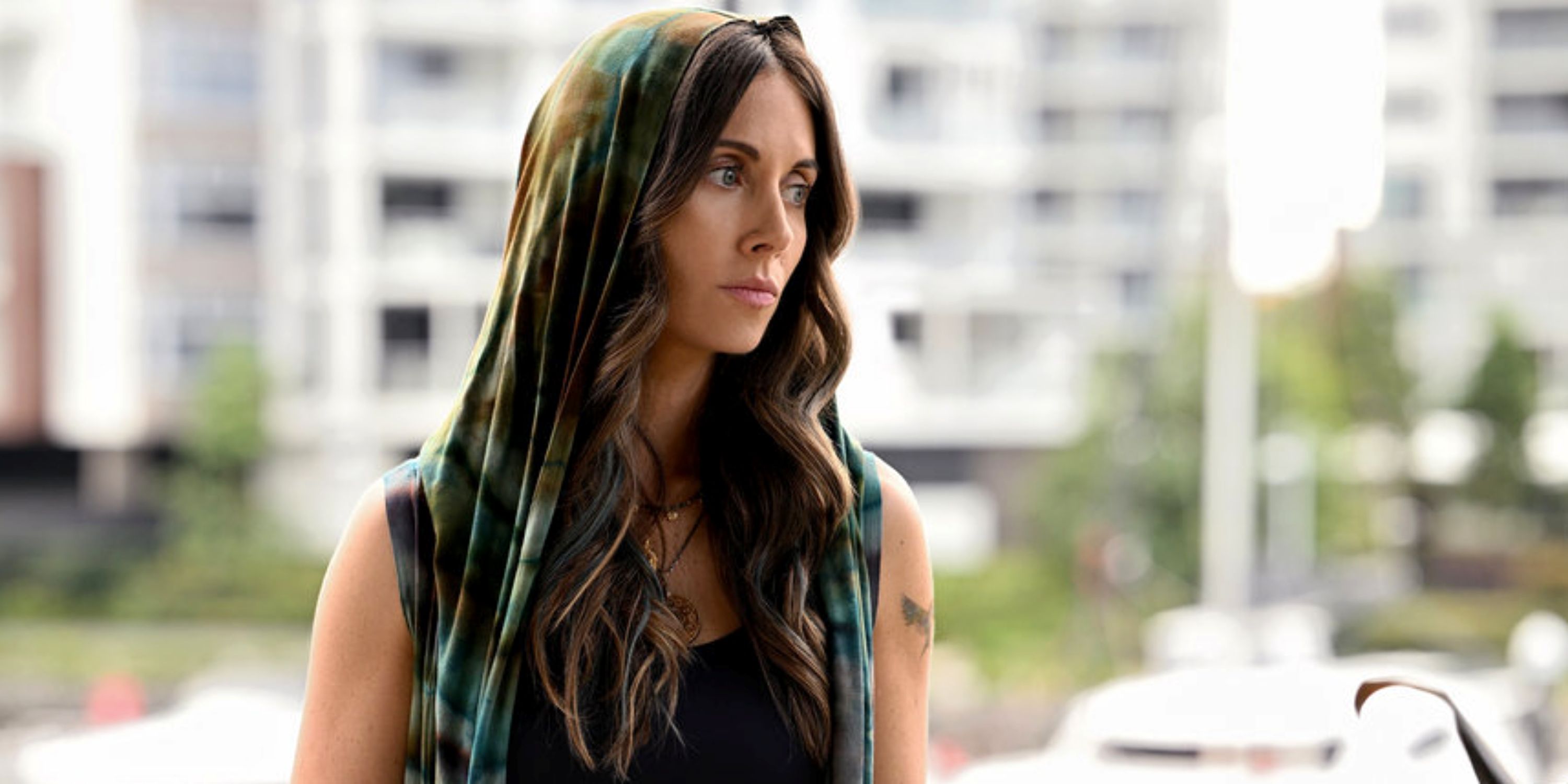 ‘Apples Never Fall’s Alison Brie Manifested Working with Annette Bening