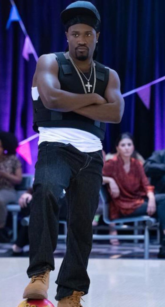 'The Gutter' Review: A New Comedy Like 'Dodgeball' and 'Anchorman' Is Born