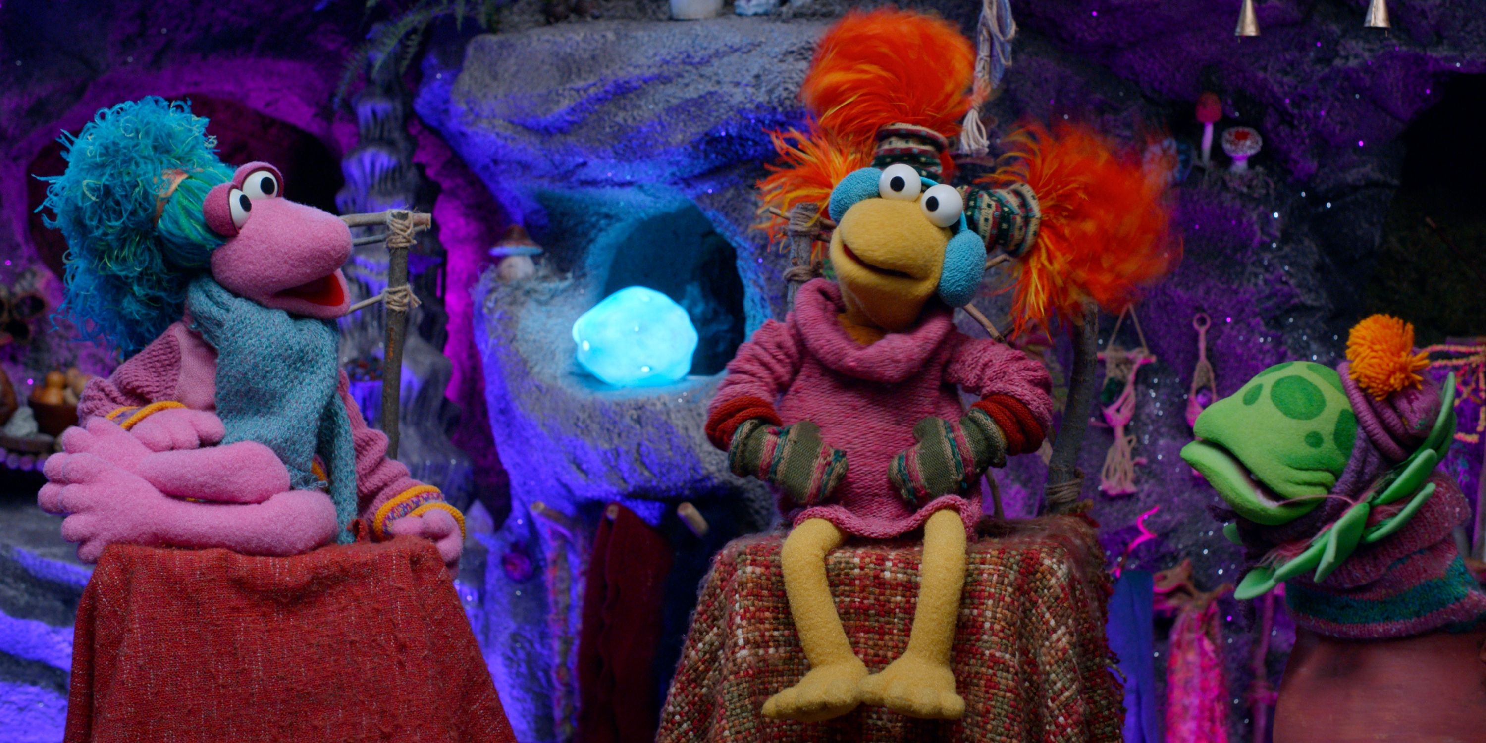 ‘Fraggle Rock - Back to the Rock’ - Mokey and Red Dance Their Cares Away