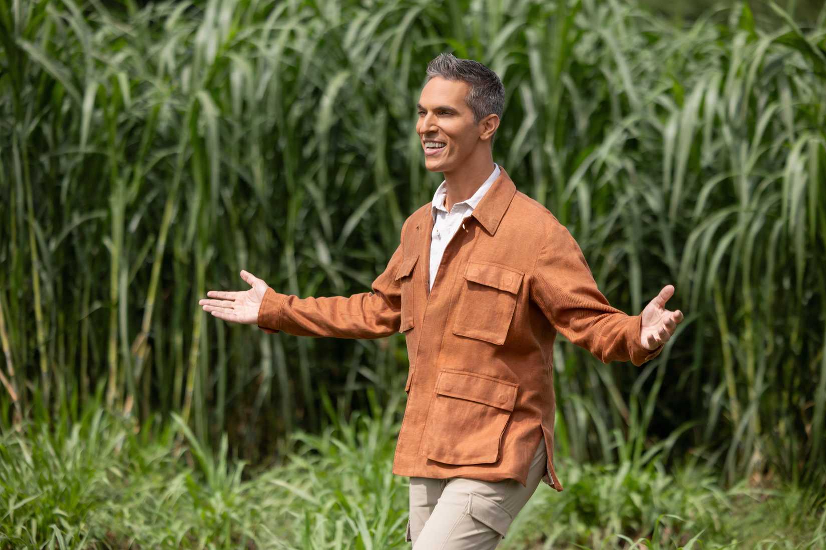 ‘The Mole’ Host Ari Shapiro Opens Up About His Life and Loves