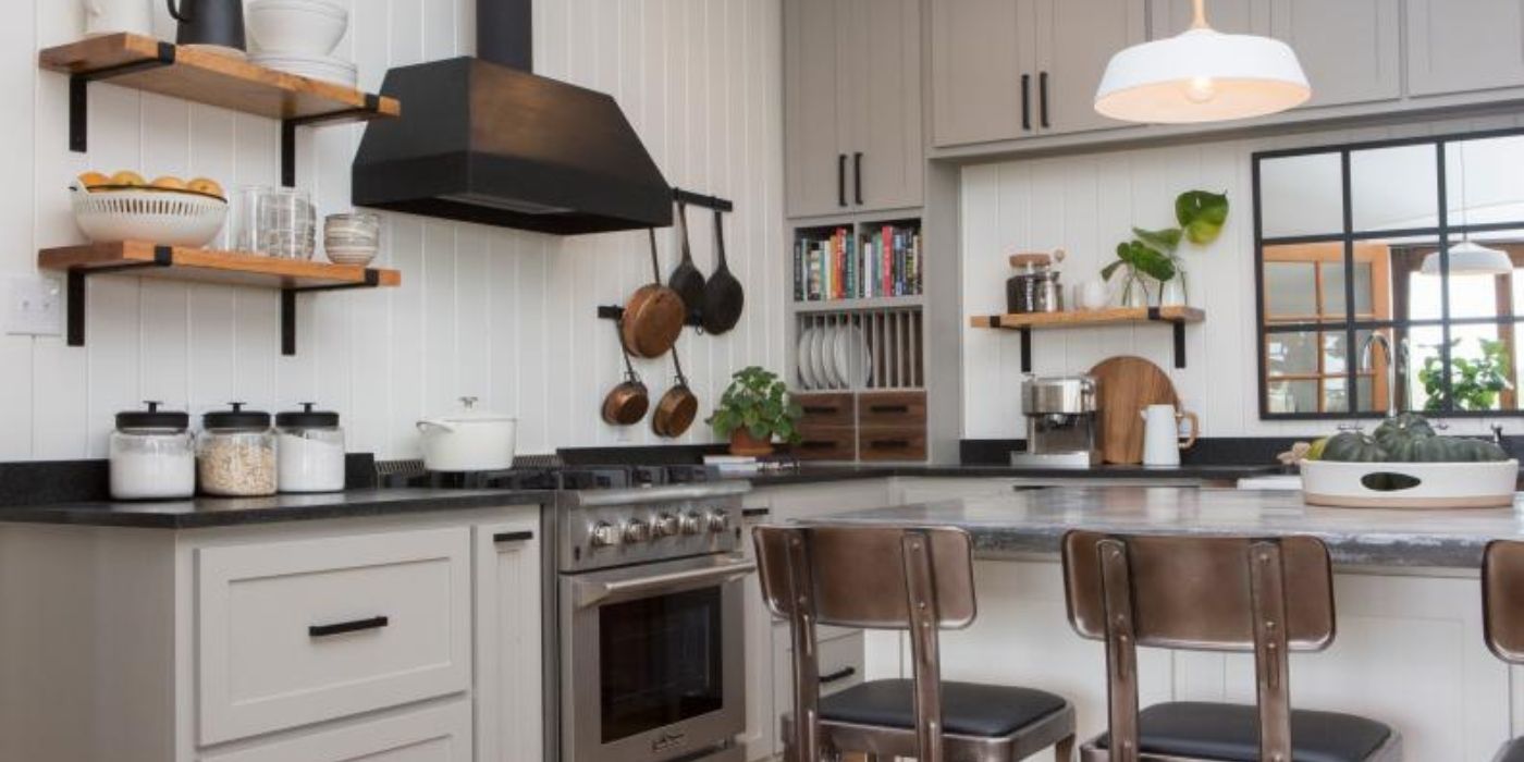 10 Best Farmhouse-Chic Transformations in 'Fixer Upper'