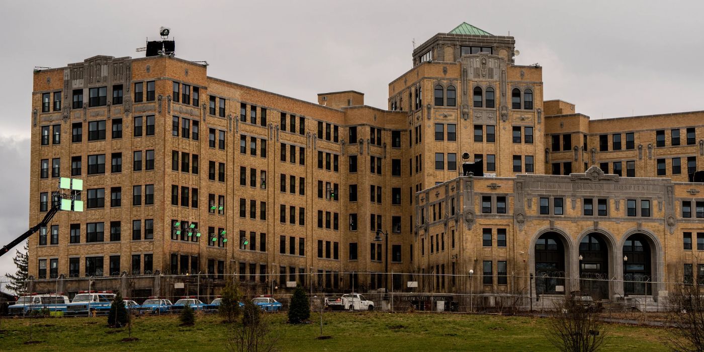 10 Best Depictions of Arkham Asylum, Ranked