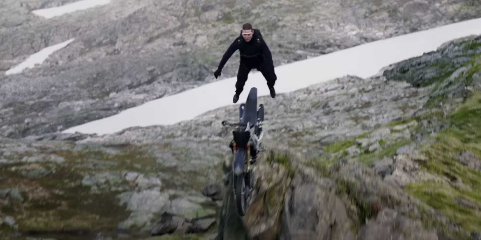 25 Best Movie Stunts of All Time, Ranked