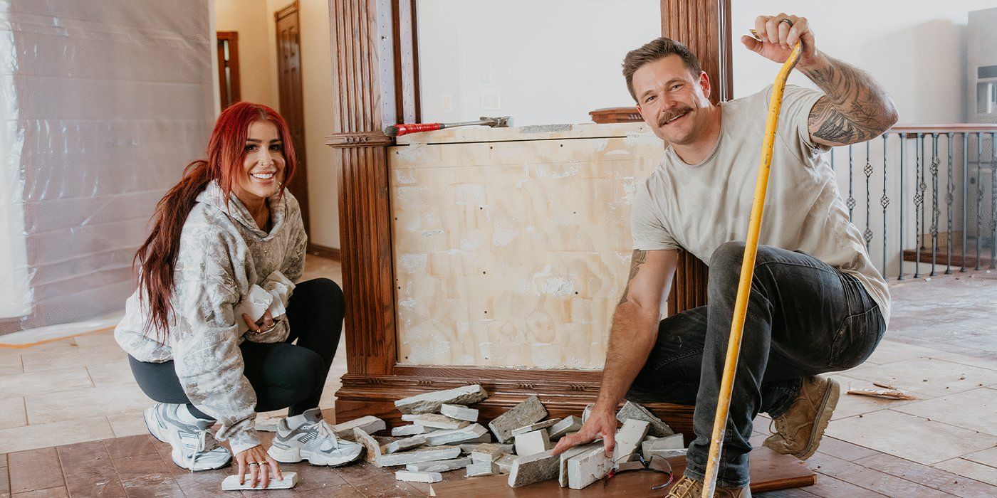 "It Was Just Wild": Chelsea & Cole DeBoer Rebuild After a Car Crashes Into Their Store — Just in ...