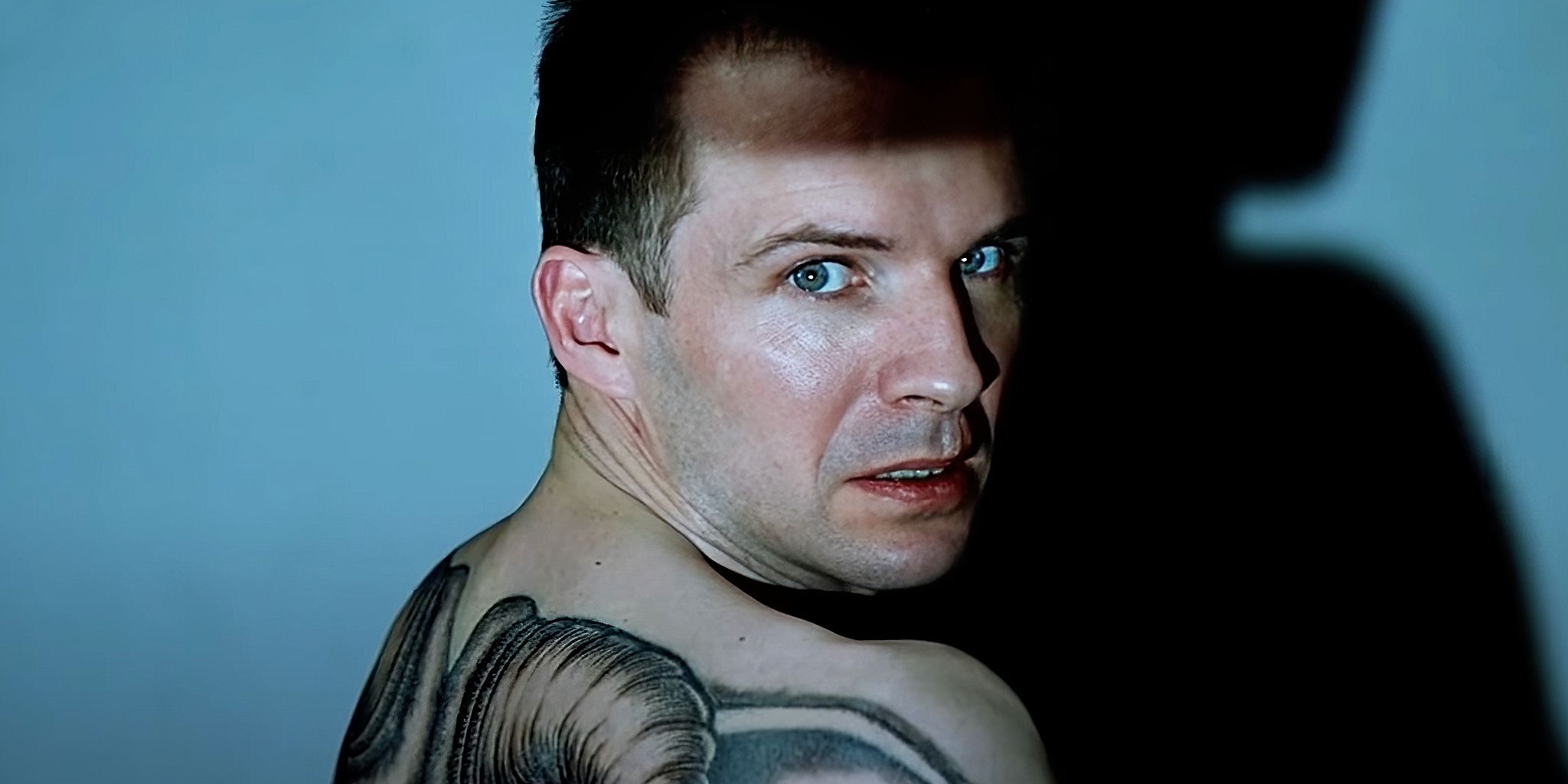 Ralph Fiennes Deserves More Acclaim for His Villainous Turn in This ...