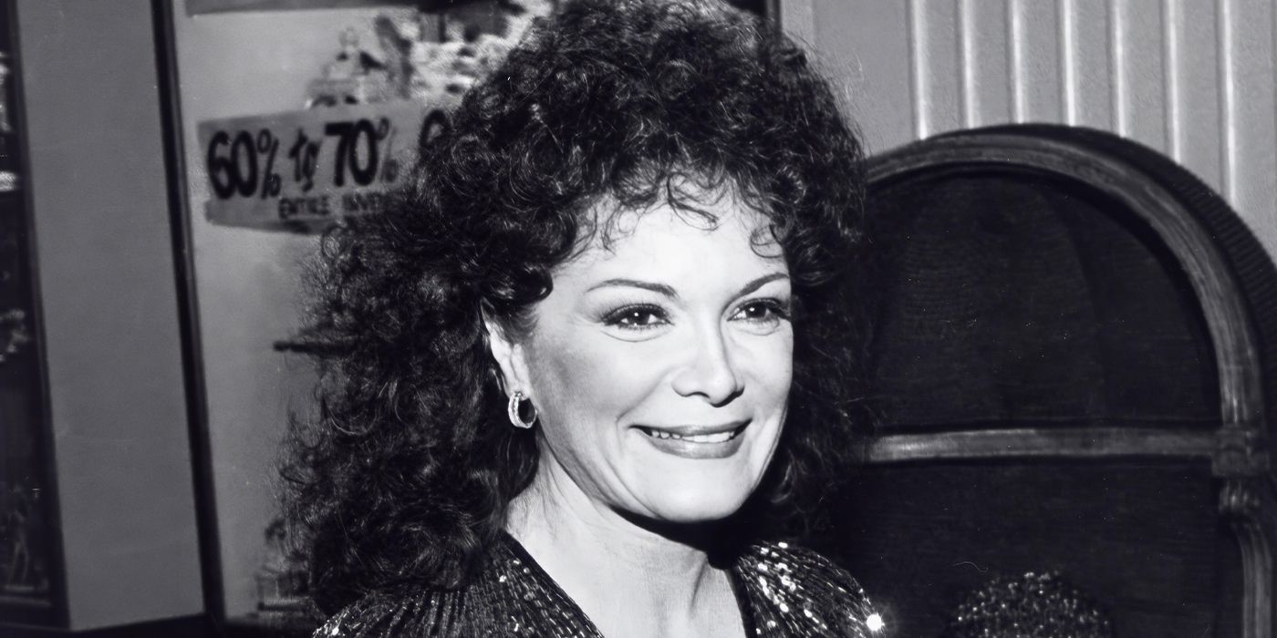 Connie Francis, Singer of "Pretty Little Baby" and Pop Icon of the ’60s ...