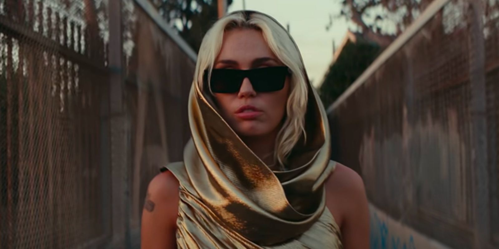 Miley Cyrus Teases Hannah Montana Comeback Despite Past Regret Over the ...