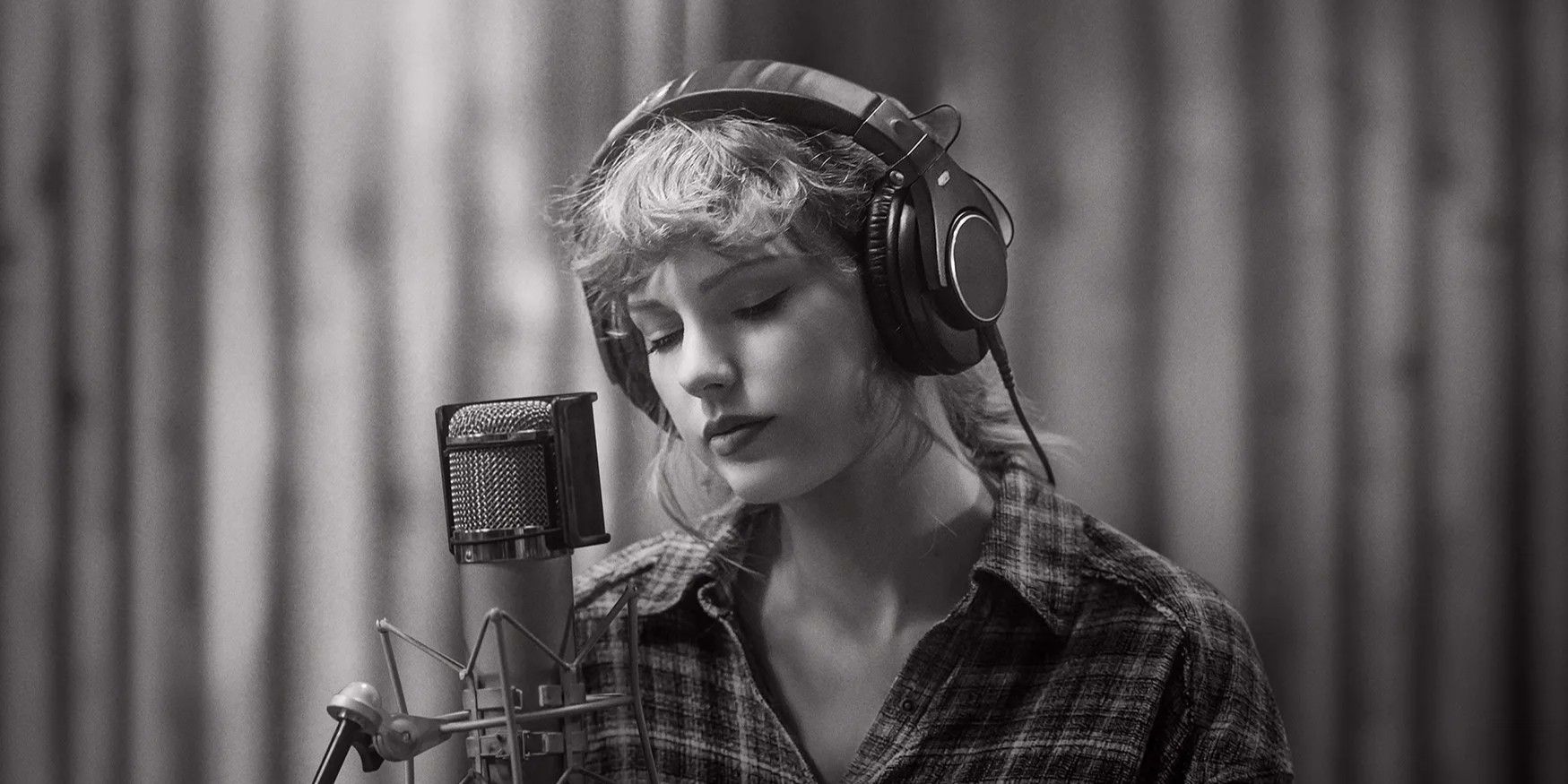 Taylor Swift’s 'Folklore' Album Sparked a Yearly Tradition Among ...