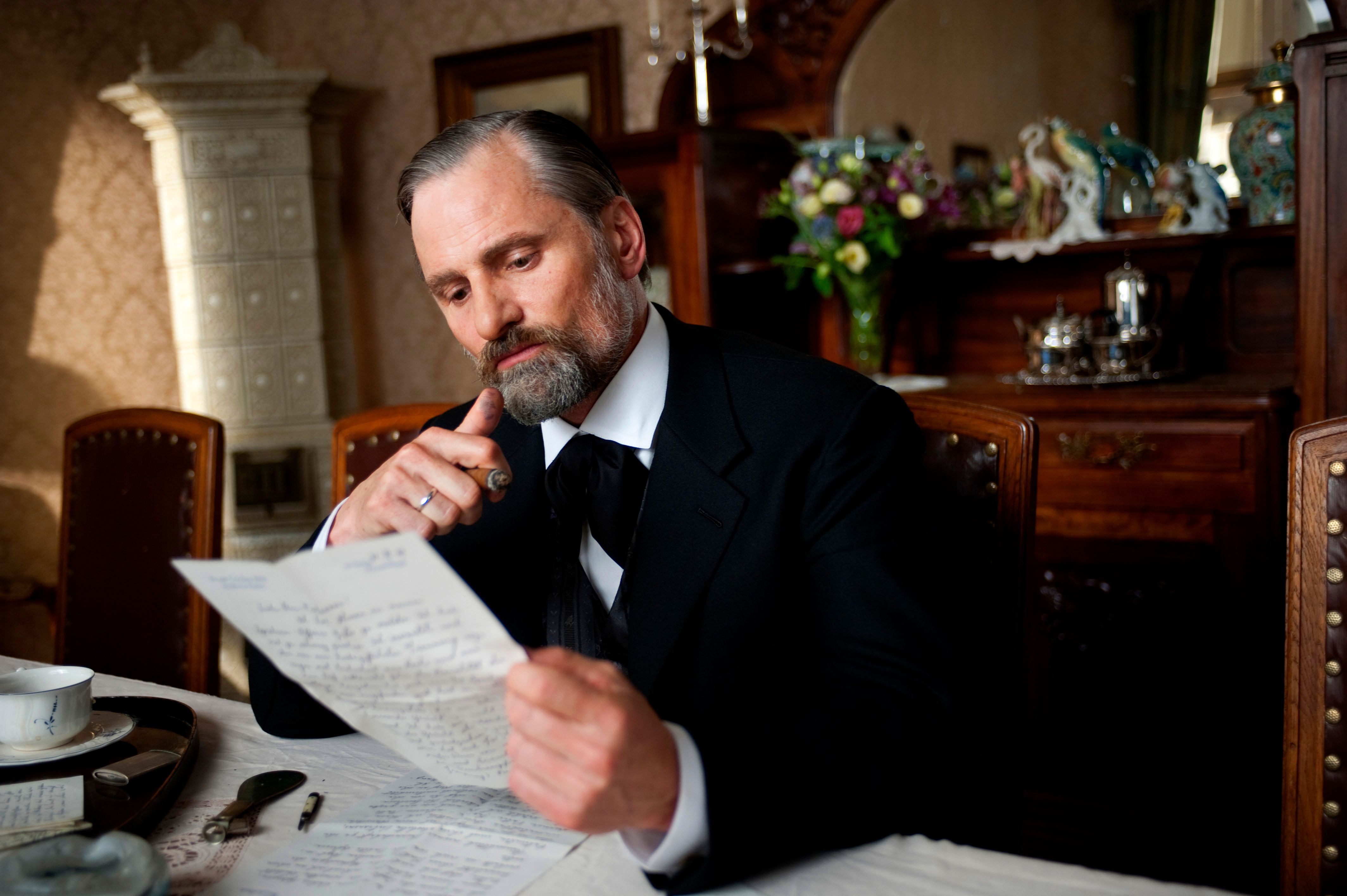 A DANGEROUS METHOD Movie Images