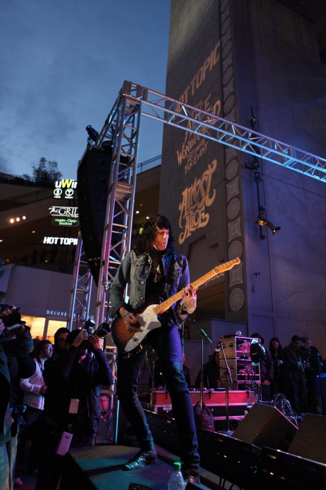 Photos from the ALICE IN WONDERLAND Ultimate Fan Event