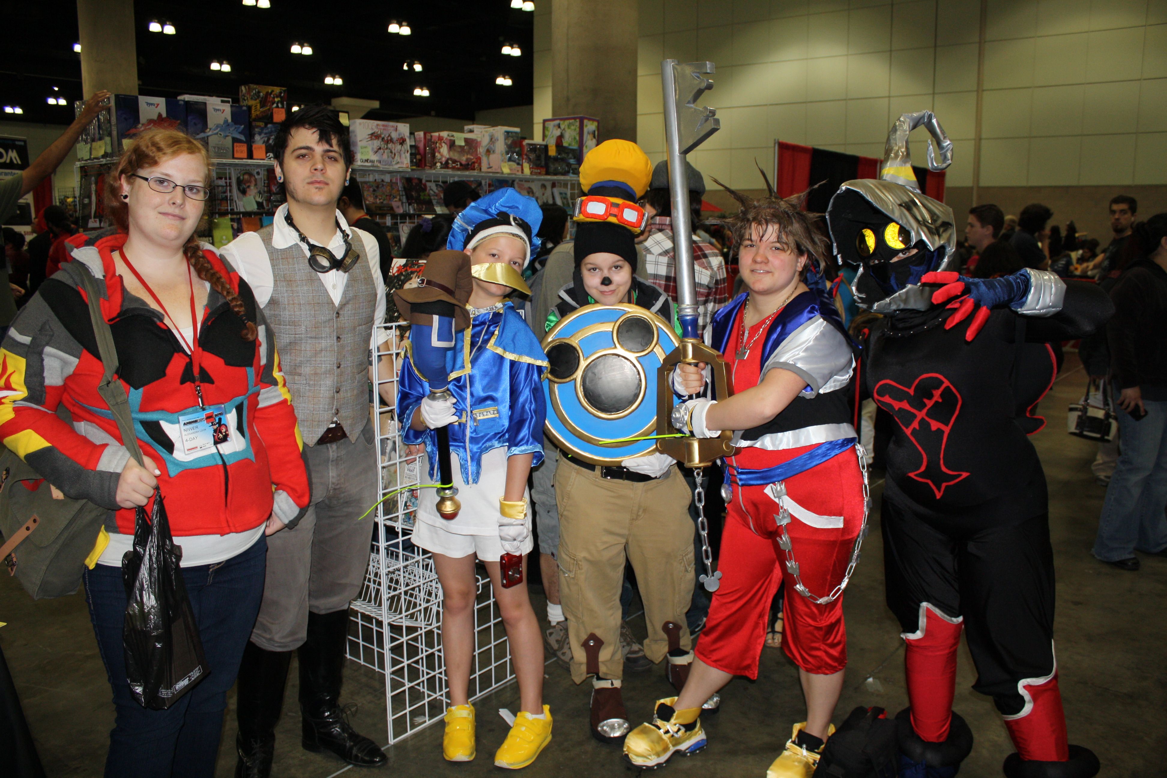 Anime Expo 2010 Cosplay Images Pictures; People in Costumes Convention ...