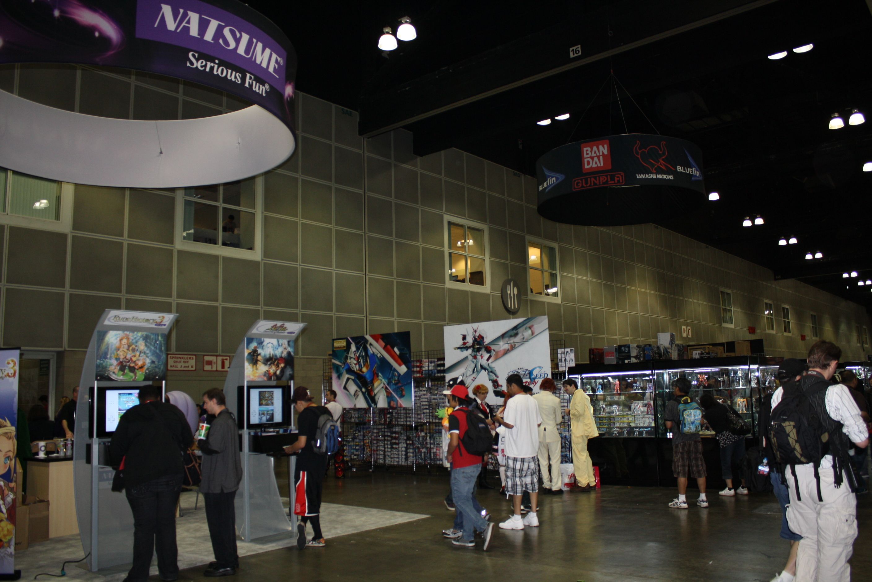 Anime Expo 2010 Cosplay Images Pictures; People in Costumes Convention ...