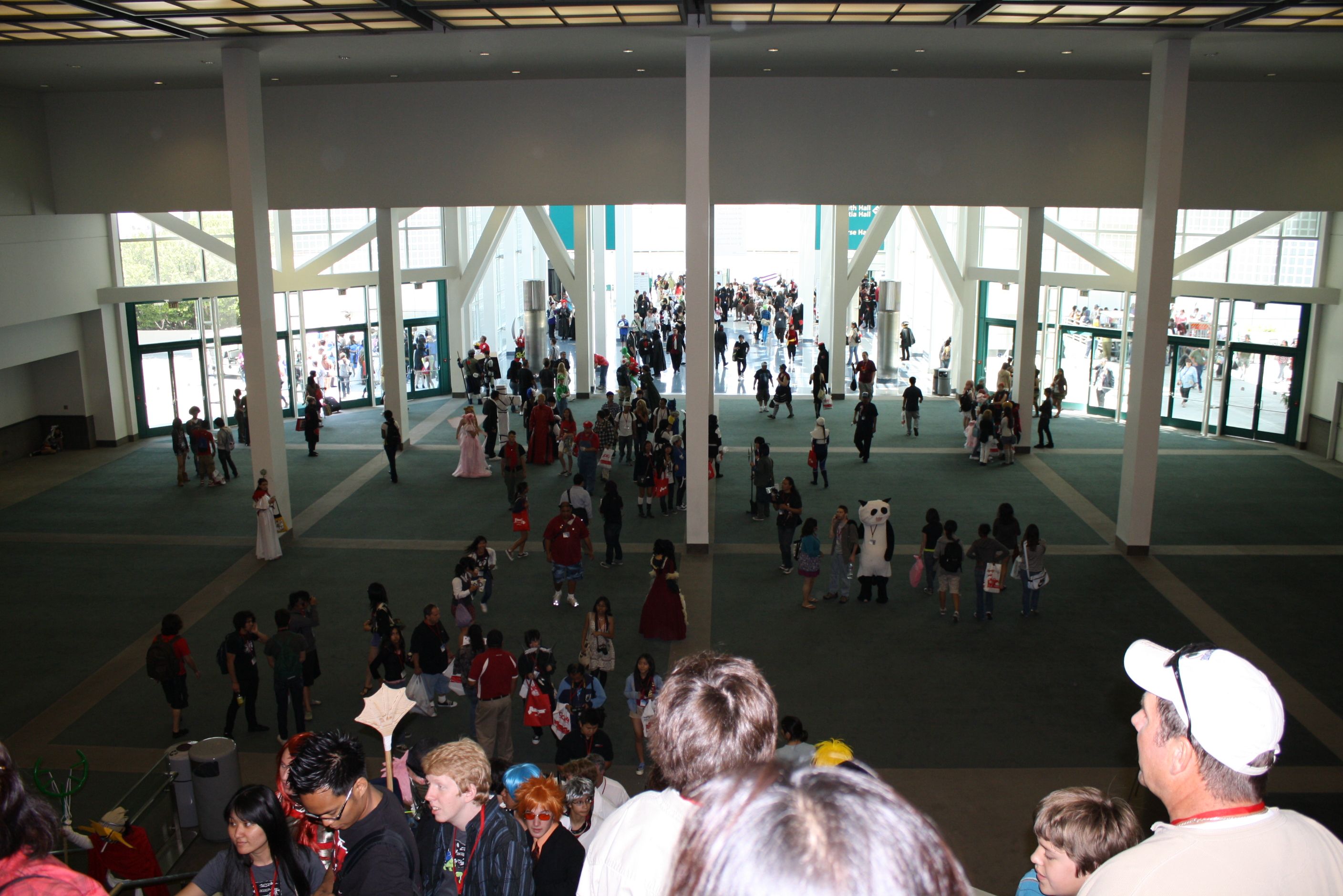 Anime Expo 2010 Cosplay Images Pictures; People in Costumes Convention ...