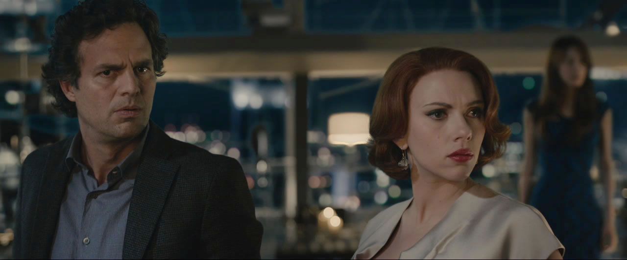 Avengers 2 Trailer Screengrabs Feature Ultron and Hulk